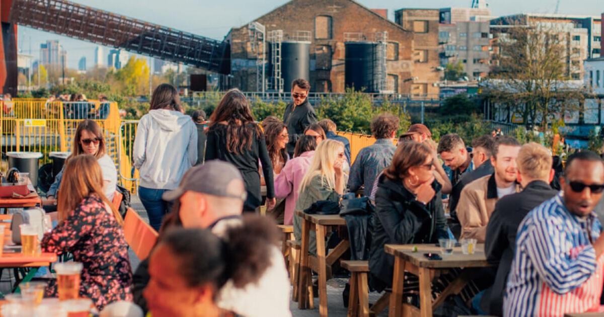Hackney Bridge: Food Court & Market | Queen Elizabeth Olympic Park